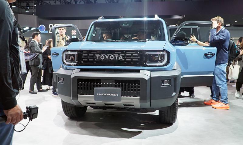Toyota Land Cruiser FJ xuất hiện tại Japan Mobility Show 2025, chốt ...
