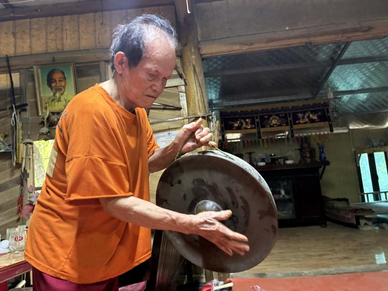 Về xứ Mường: Chuyện 'chiêng có hồn'